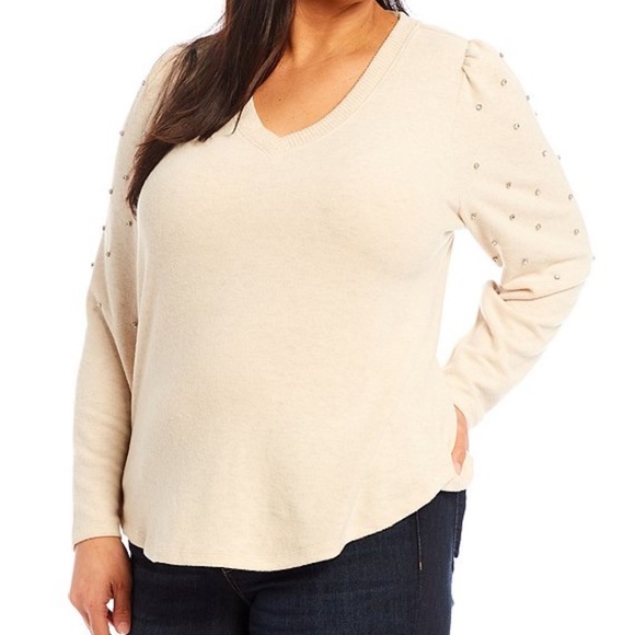 Democracy | Sweaters | Democracy Plus Size Vneck Scattered Long ...